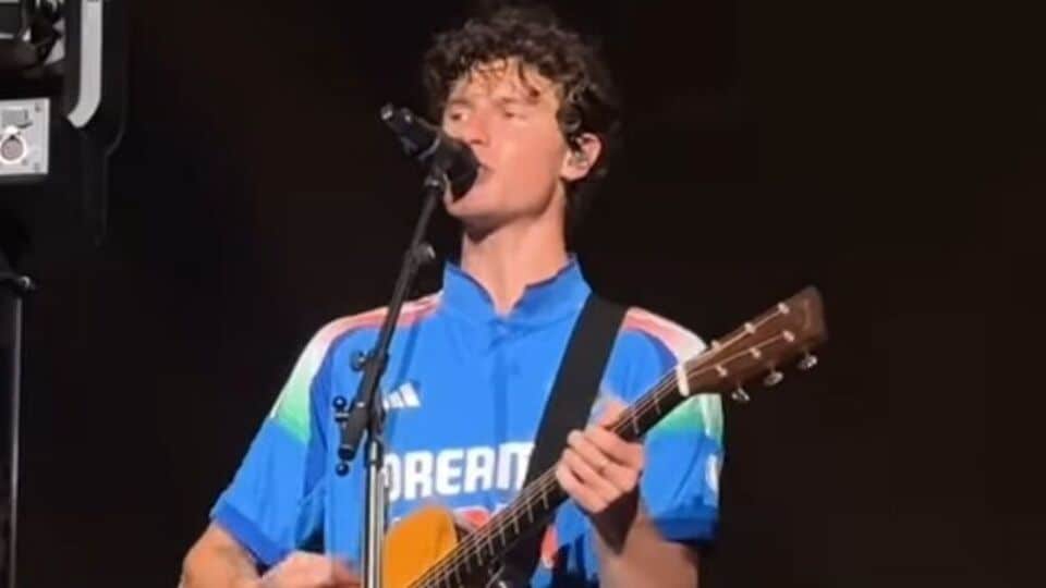 Shawn Mendes leaves Indian cricket fans in awe as he turns into ‘Virat ...