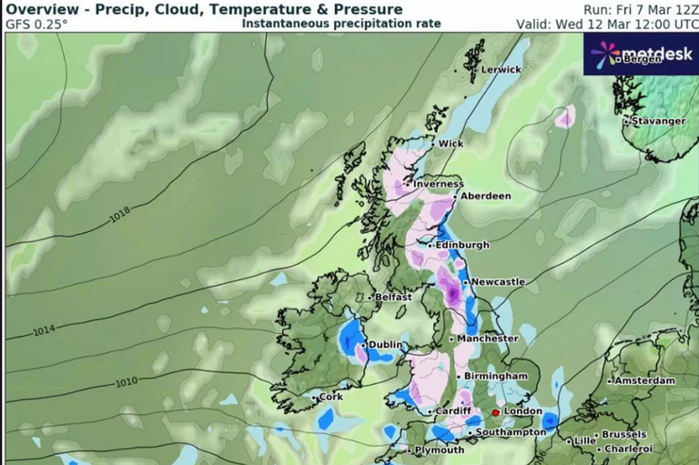 Maps show where flurries of snow will fall next week in the UK