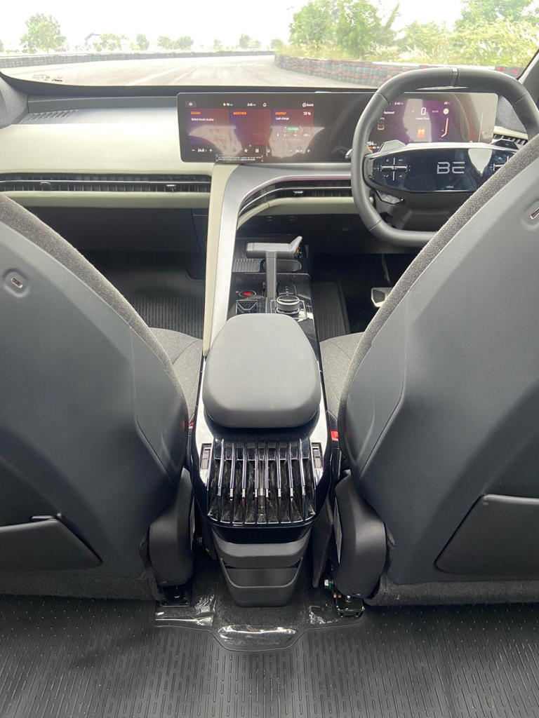 Mahindra makes charger and installation optional for BE 6 and XEV 9e