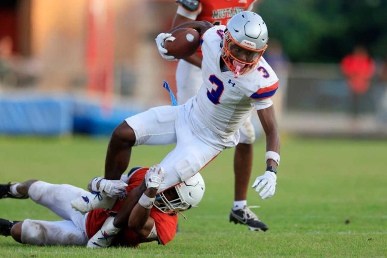 Dabo Swinney Lands No. 2 WR in 2026 Class