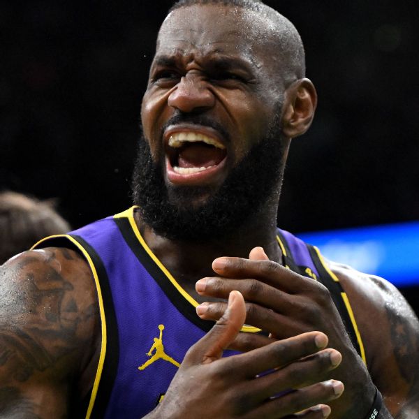 Sources: LeBron returns to L.A. as recovery progressing well