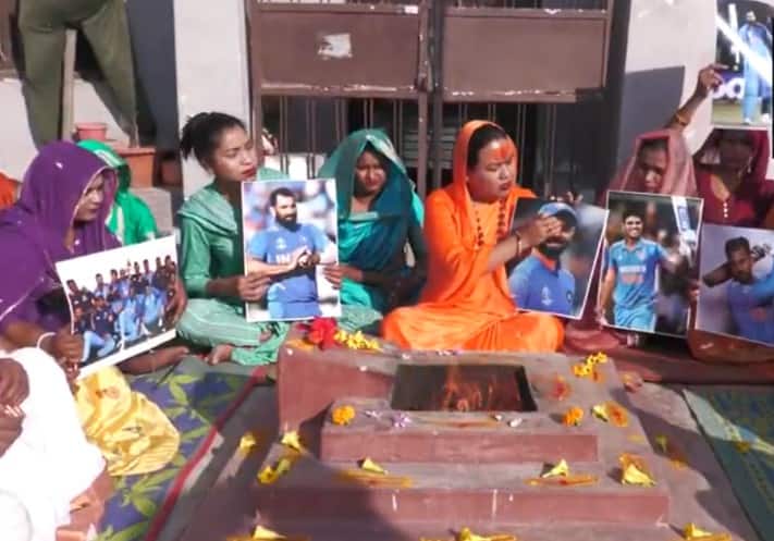 IND vs NZ, CT 2025 final: From fans to relatives, India performs havans ...