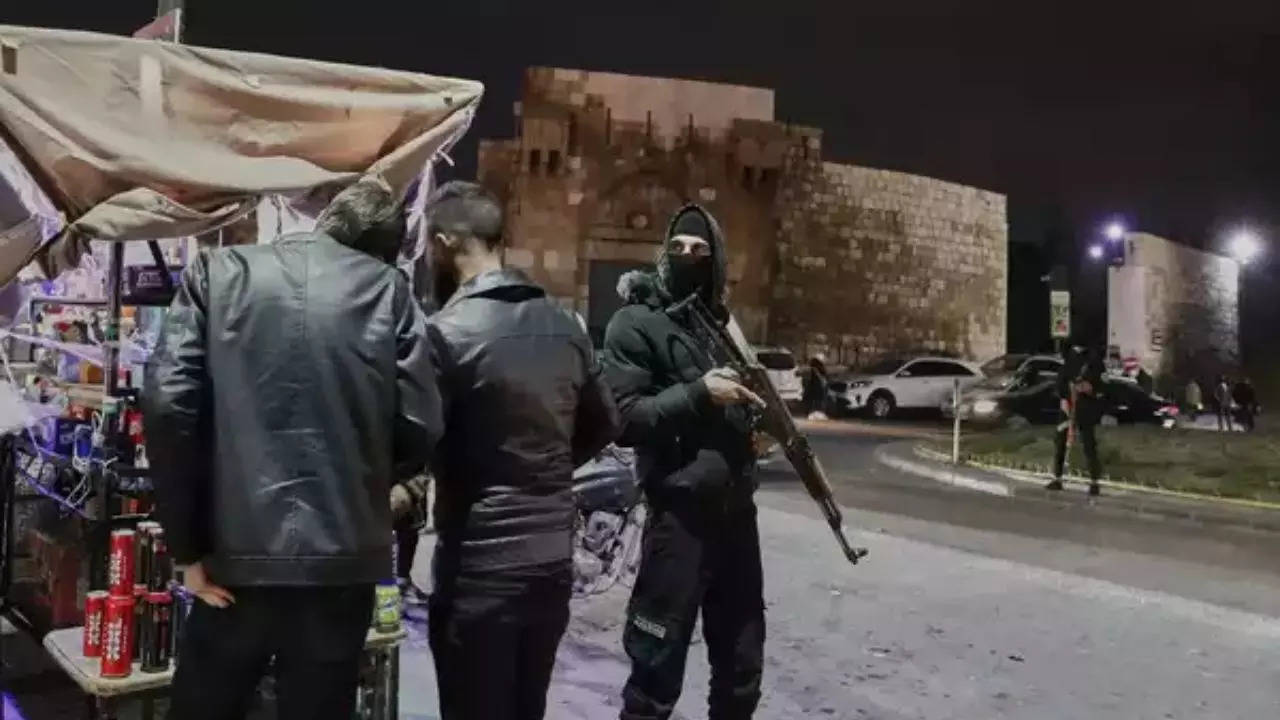 Syria Witnesses Revenge Killings After Assad's Ouster: 1,000 People ...