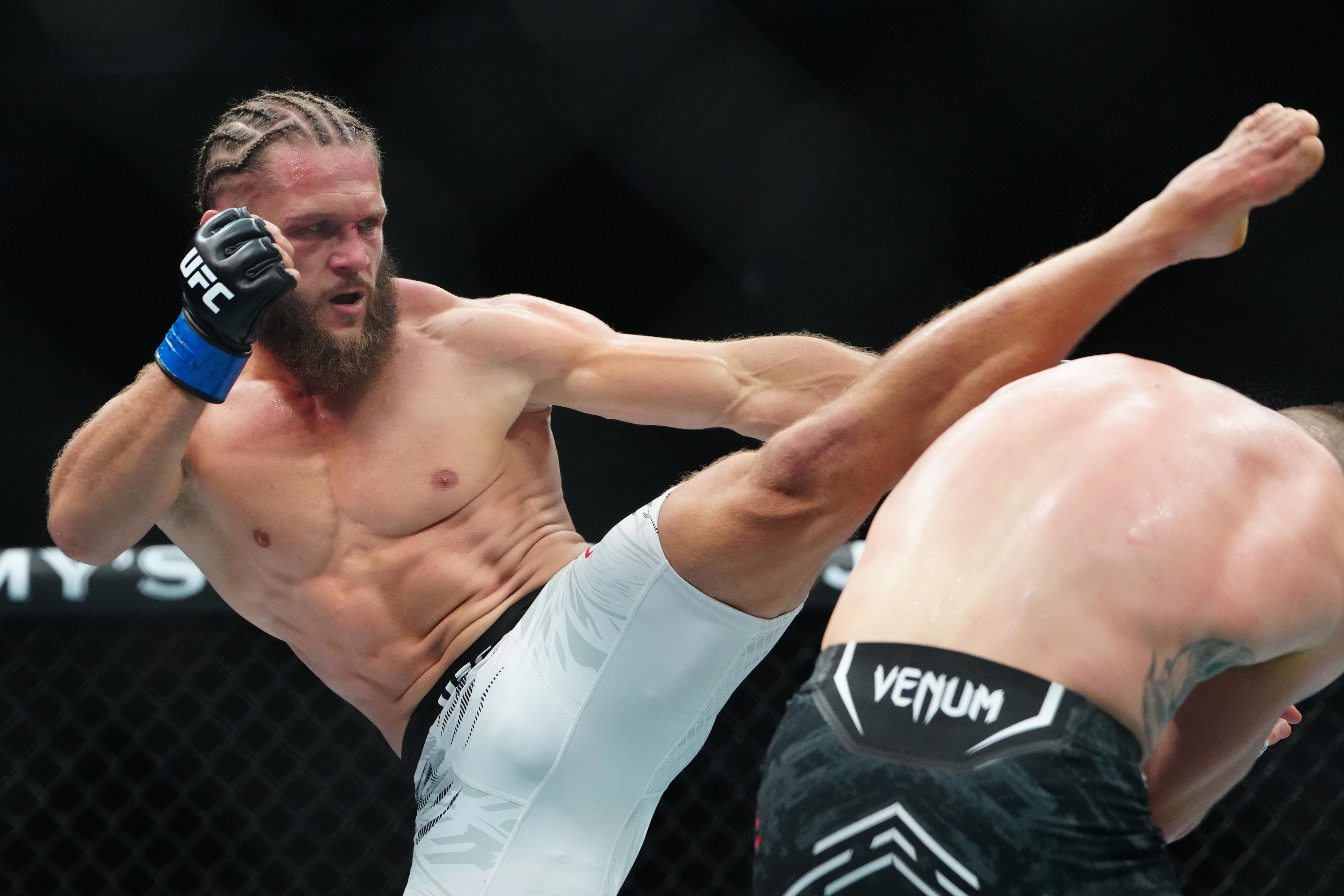 UFC 325 pre-event facts: Alexander Volkanovski can tie Jose Aldo record