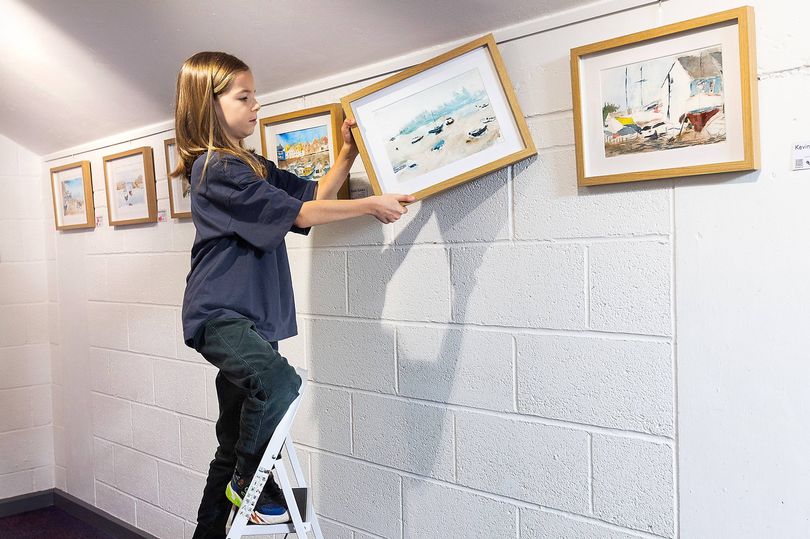 Meet artist, 8, who taught himself how to paint - and is now holding ...