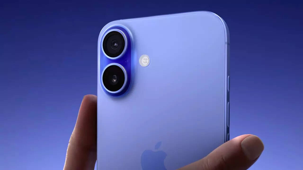 iPhone 17 vs iPhone 16: Release Date, Price, Color Options, Design ...