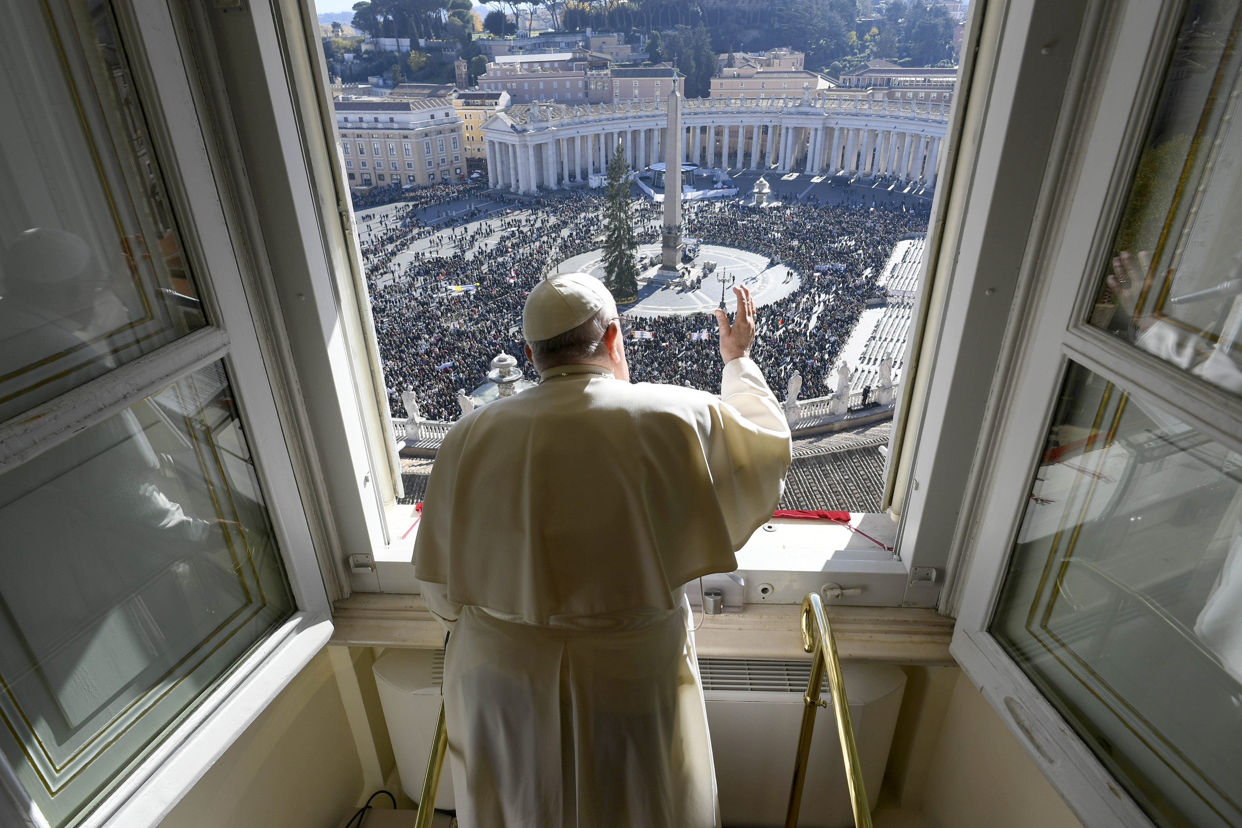 Pope Francis Health: Vatican Issues Sunday Update—'Peaceful'