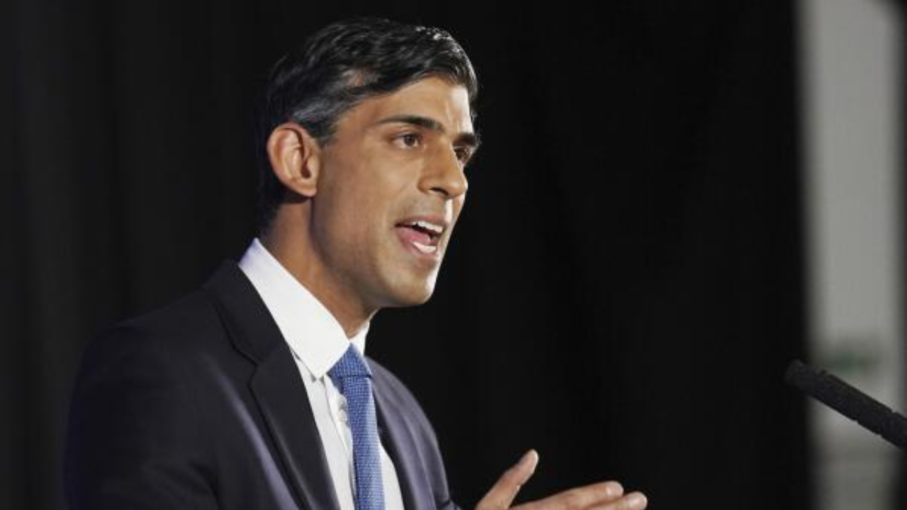 'It’s time to make Putin pay': Rishi Sunak urges seizing $300 billion ...