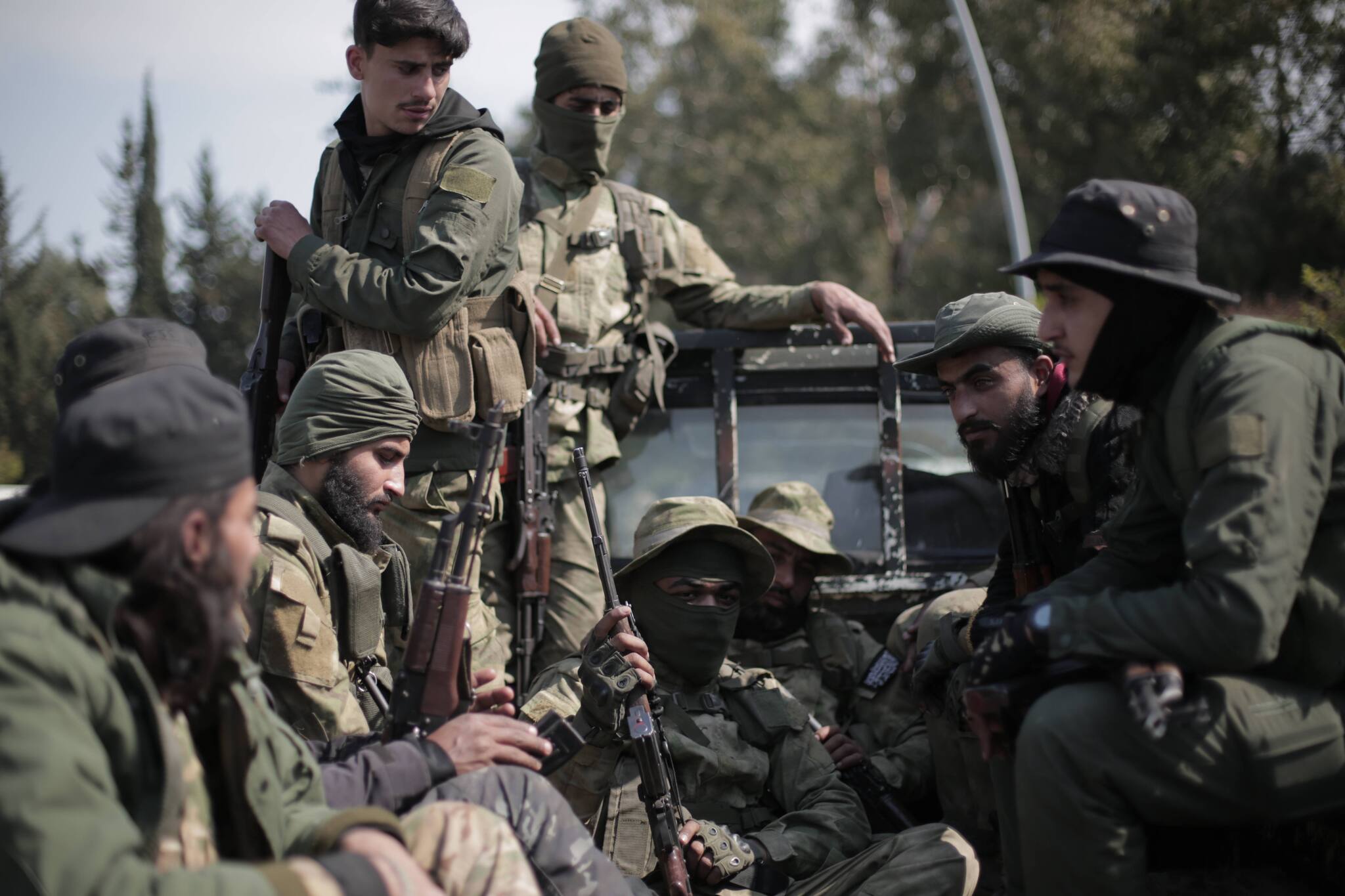 Syrien: Aktivisten berichten über Massaker an Zivilbevölkerung – mehr ...