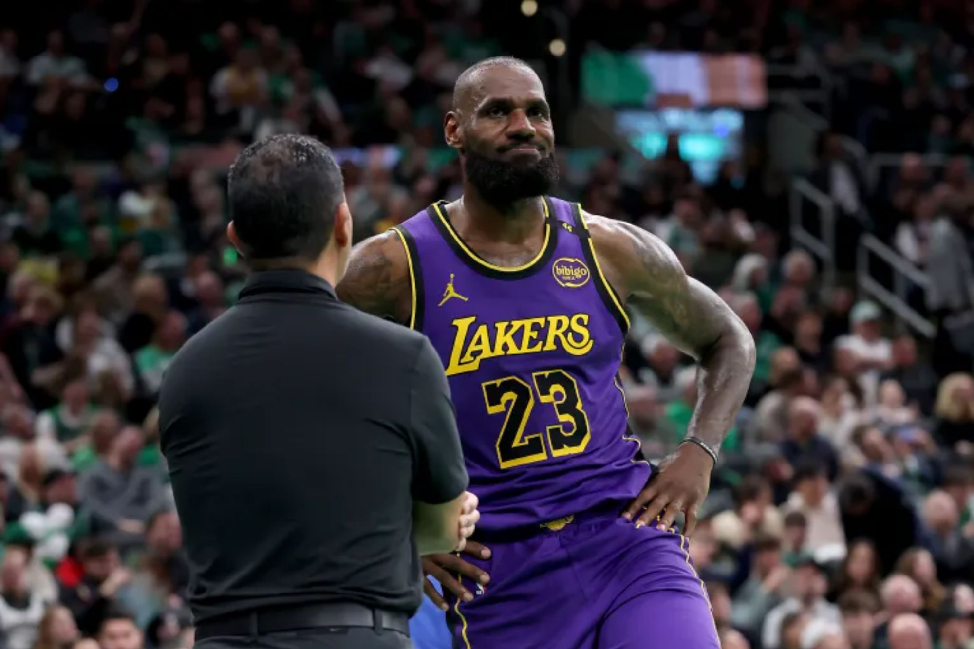 LeBron James expected to miss time with groin injury in major Lakers blow