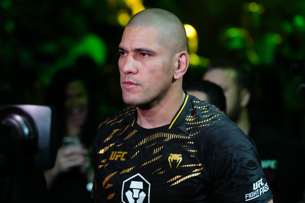Alex Pereira Issues Encouraging Statement After Magomed Ankalaev UFC Defeat