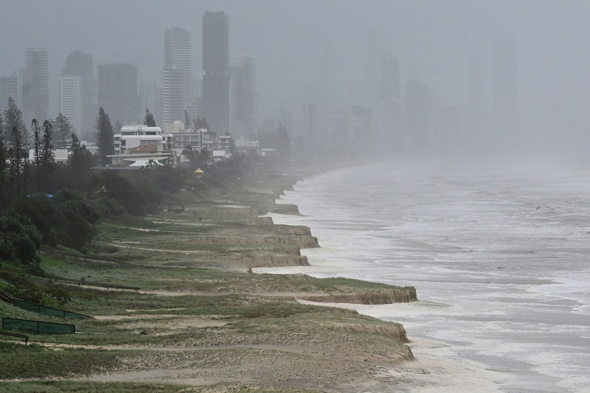 Cyclone Alfred uncovers two shipwrecks over 100 years old in Australia