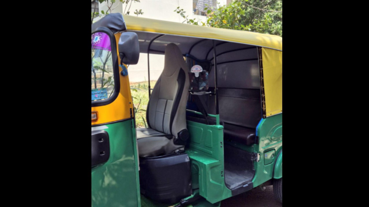 Bengaluru Auto Rickshaw Driver Switches Regular Seat With Fancy Chair ...