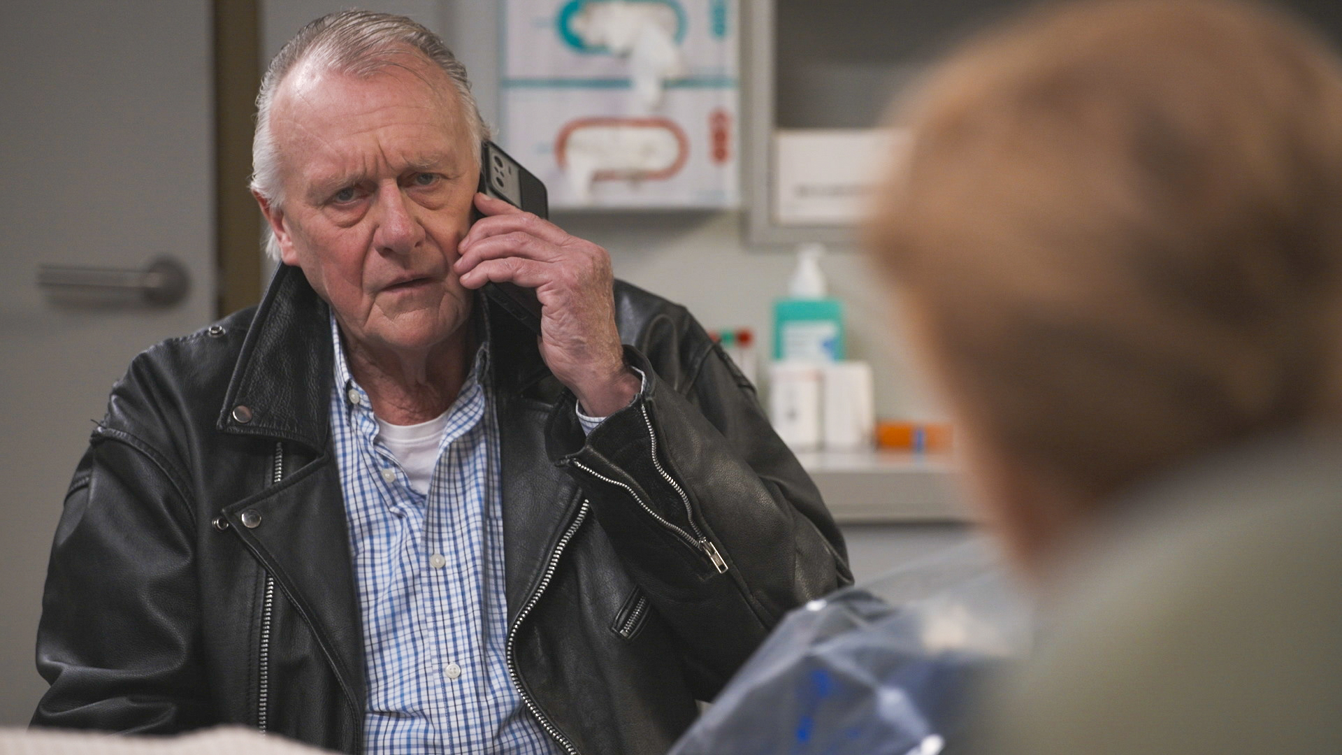 Thuis: Frank krijgt belangrijk bezoek