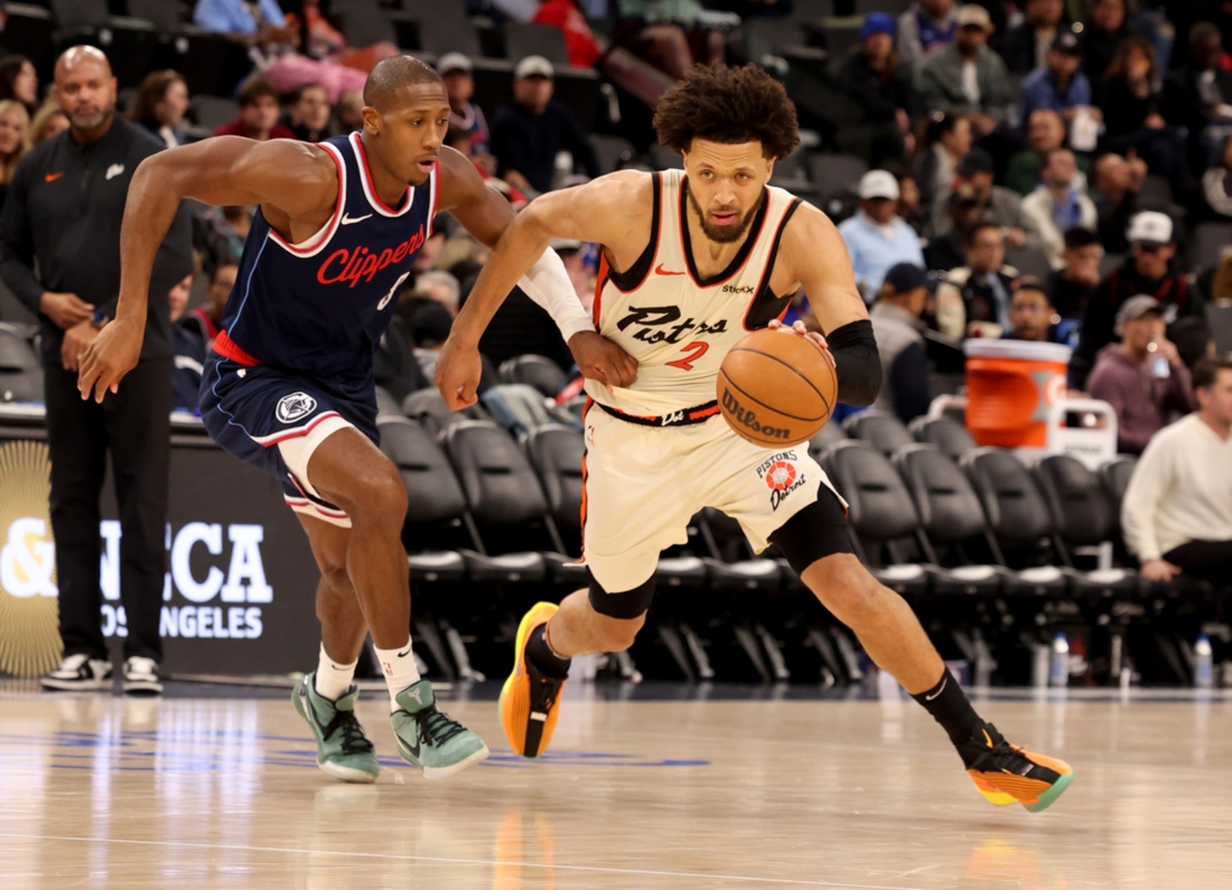 Pistons look to snap losing streak, visit road-weary Blazers