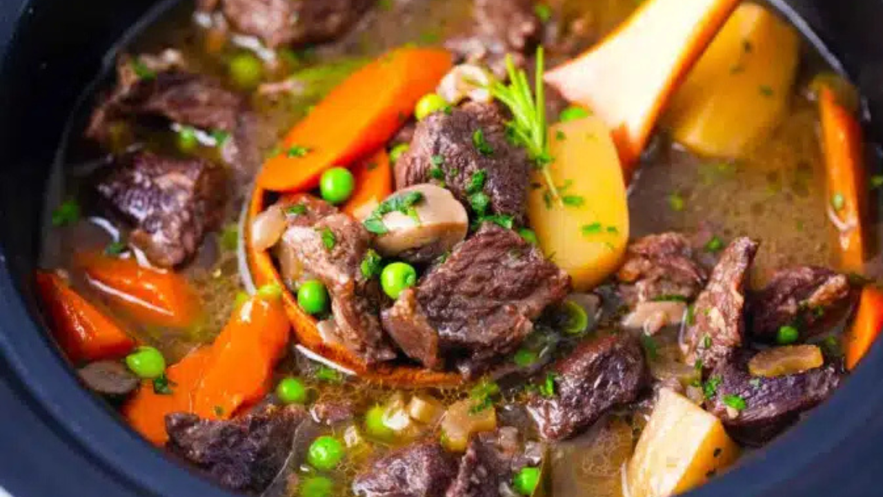 Slow Cooker Sunday: 15 Comforting Recipes for Sunday Dinner