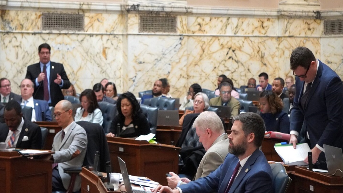 House defeats GOP amendments, moves toward approval of broader ...