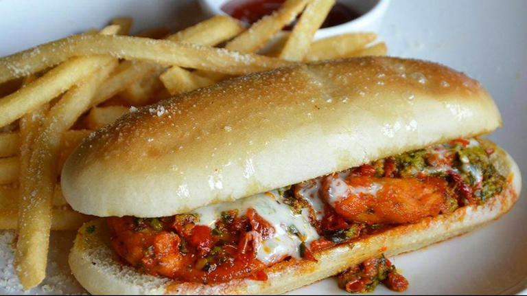 Whatever Happened To Olive Garden's Discontinued Breadstick Sandwich?