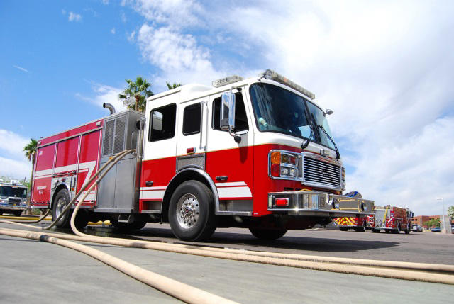 Brush fire closes Rocky Neck State Park