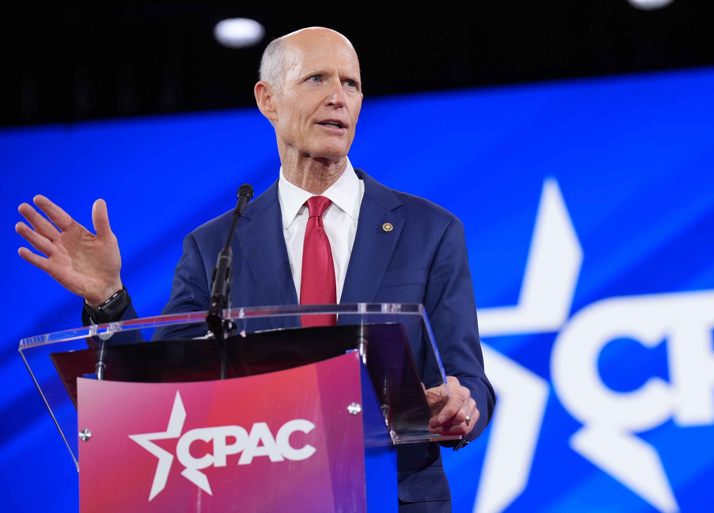 GOP's Rick Scott Confronted on 'Disturbance' From Trump Economic Policies