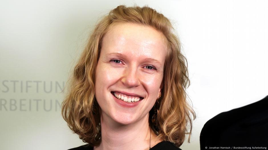 Exhibición muestra la lucha por la igualdad en la Alemania dividida