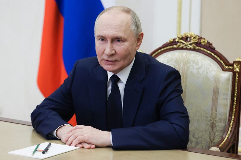 Ex-NATO boss says Russia will 'rape and massacre' at Putin's next ...