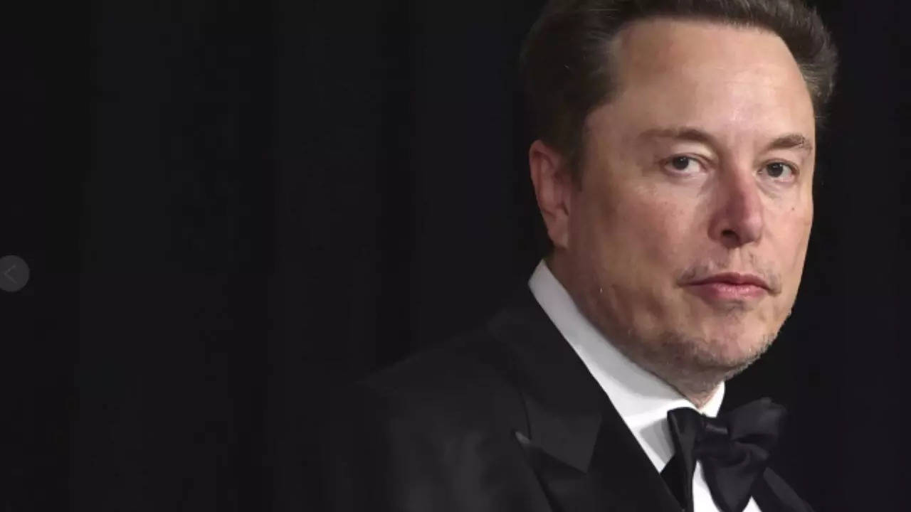 Elon Musk defends stance on Ukraine: ‘I literally challenged Putin to ...