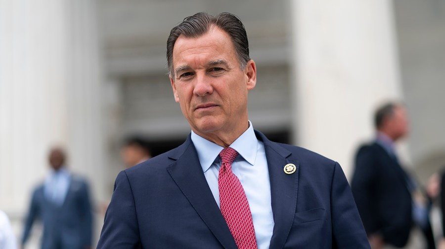 Suozzi slams Trump over Ukraine, says Putin shouldn’t be awarded for ...