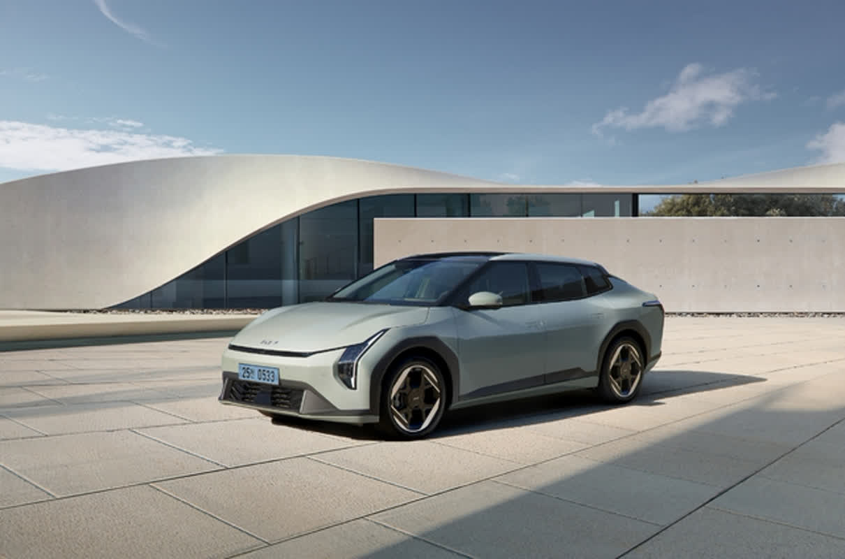 기아, 첫 전기 세단 ‘EV4’ 계약 개시⋯ 1회 충전 533㎞ 주행