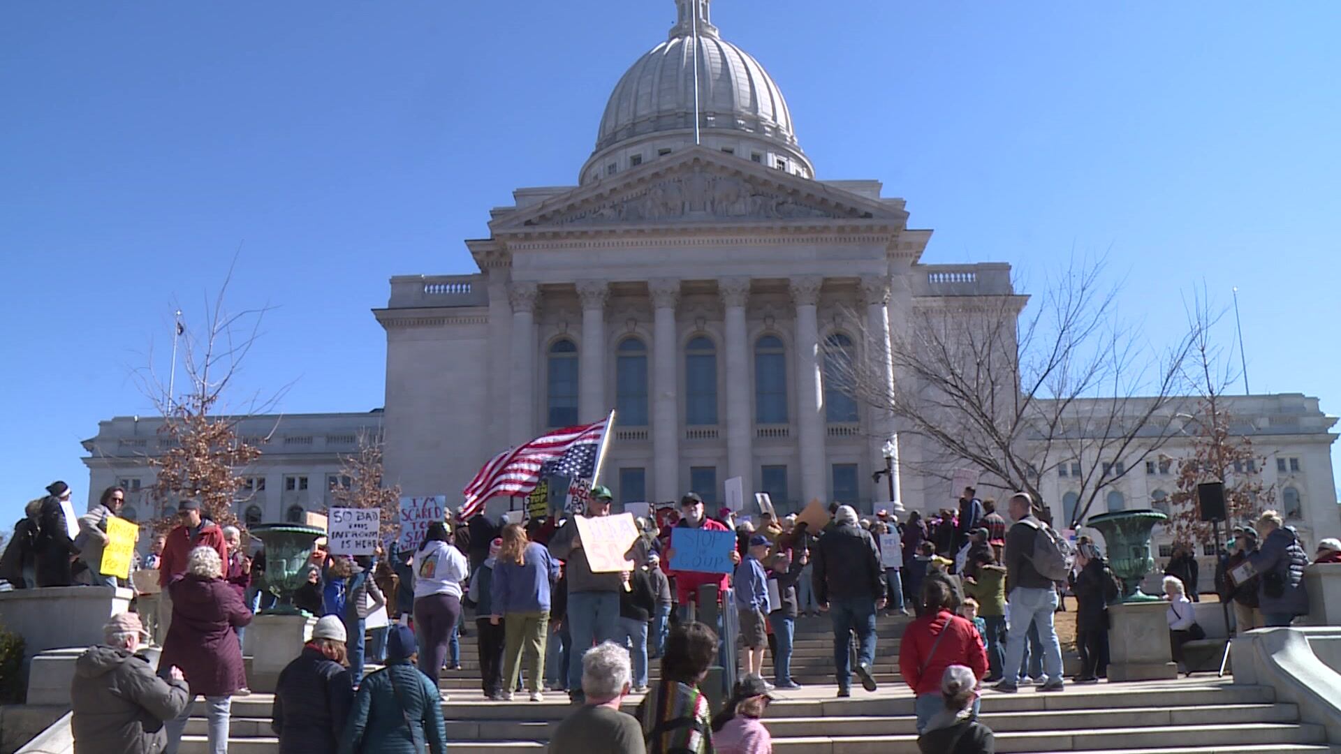 Madison rally draws hundreds expressing disapproval of Elon Musk ...