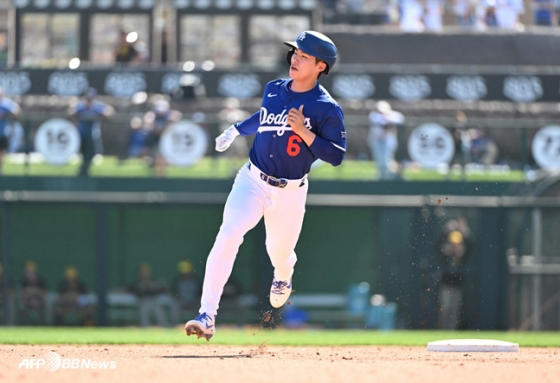 김혜성, 마침내 강속구 적응 끝났나 '2연속 155㎞' 걷어내고 156㎞ 받아쳐 2타점 적시타 '6G 만에 멀티 출루'