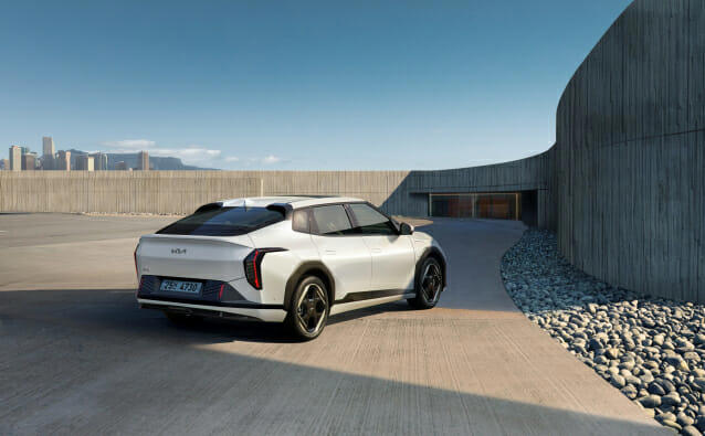 최대 533㎞ 가는 '기아 EV4' 사전계약…보조금 적용시 3천만원대