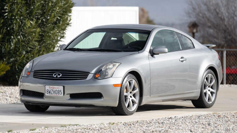 G35 vs. G37: Japanese Sports Coupes Compared