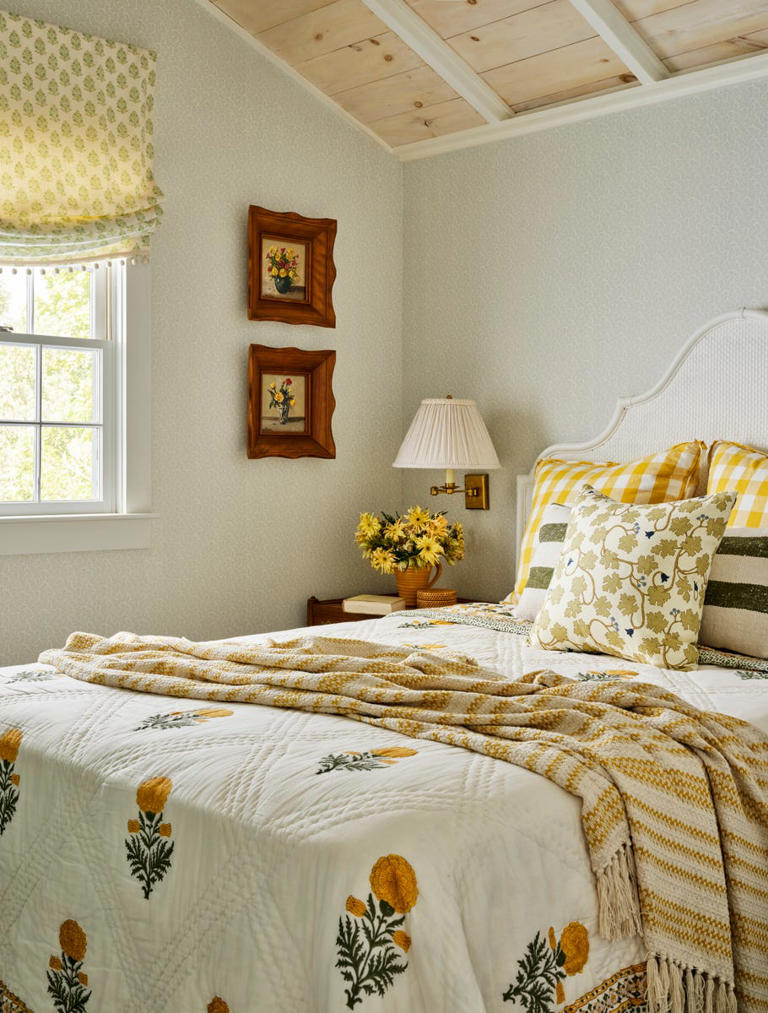 The one lighting trick that instantly makes your small bedroom feel bigger