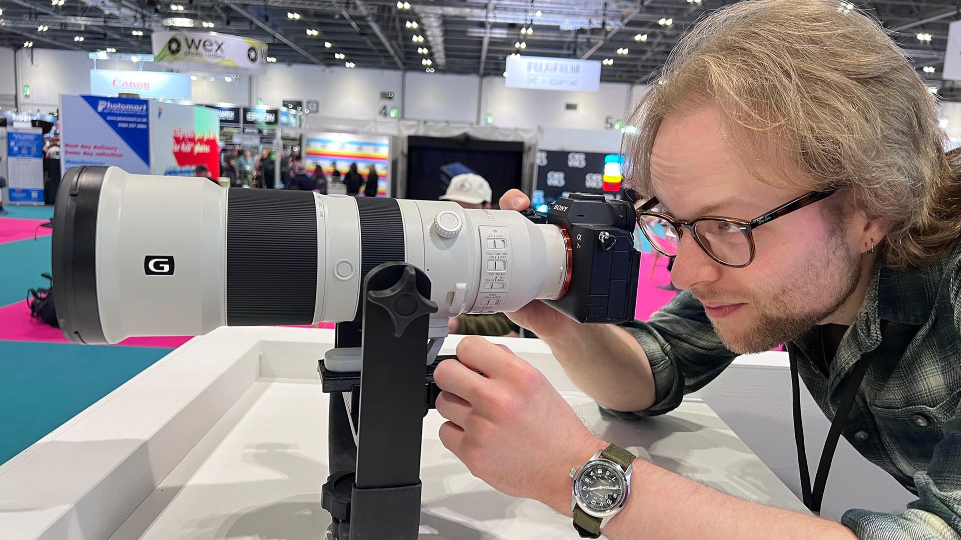 I tried the Sony FE 400-800mm f/6.3-8 G OSS – and it’s smaller than I ...