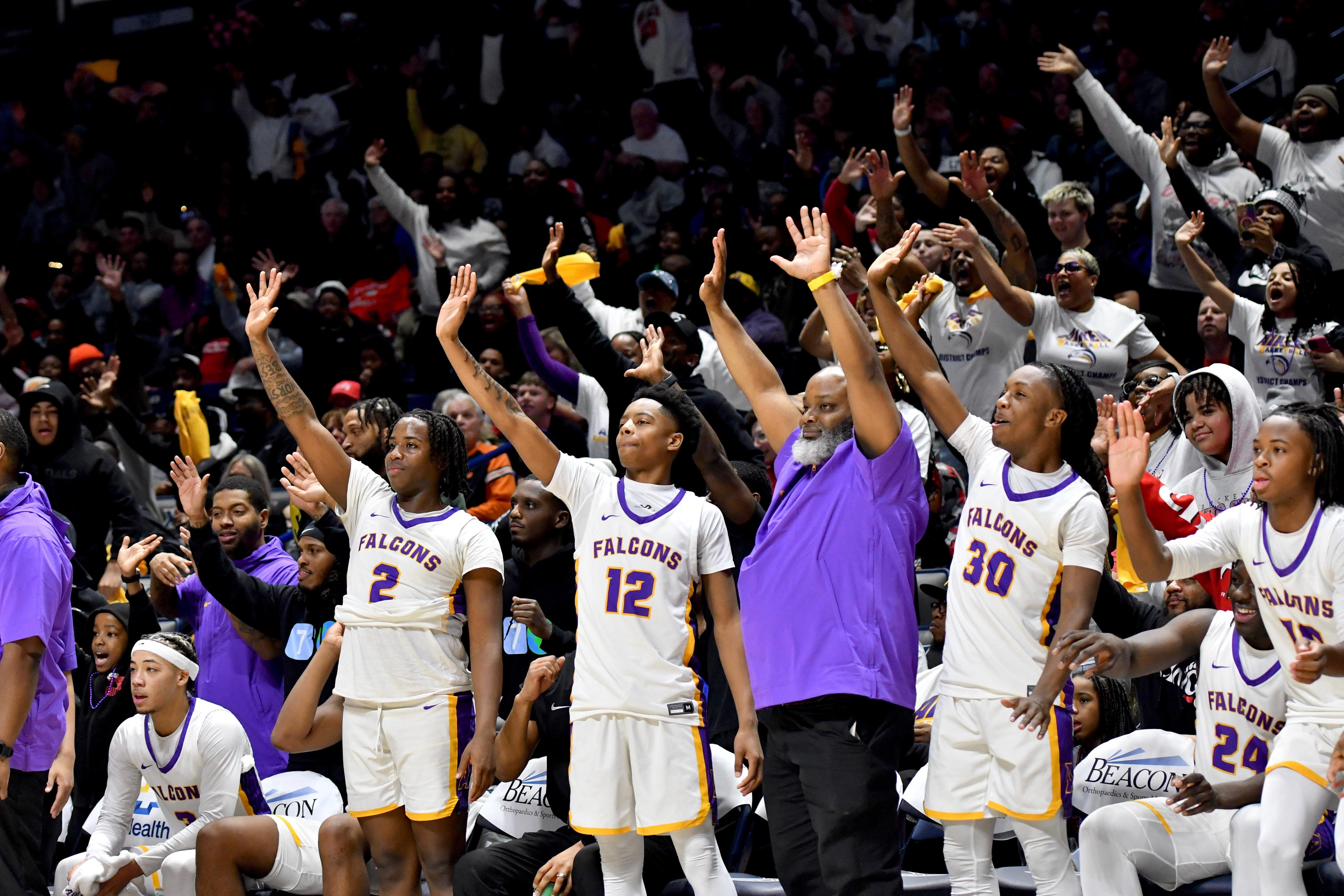 'These guys are so resilient.' Aiken scores 52 in second half to win ...