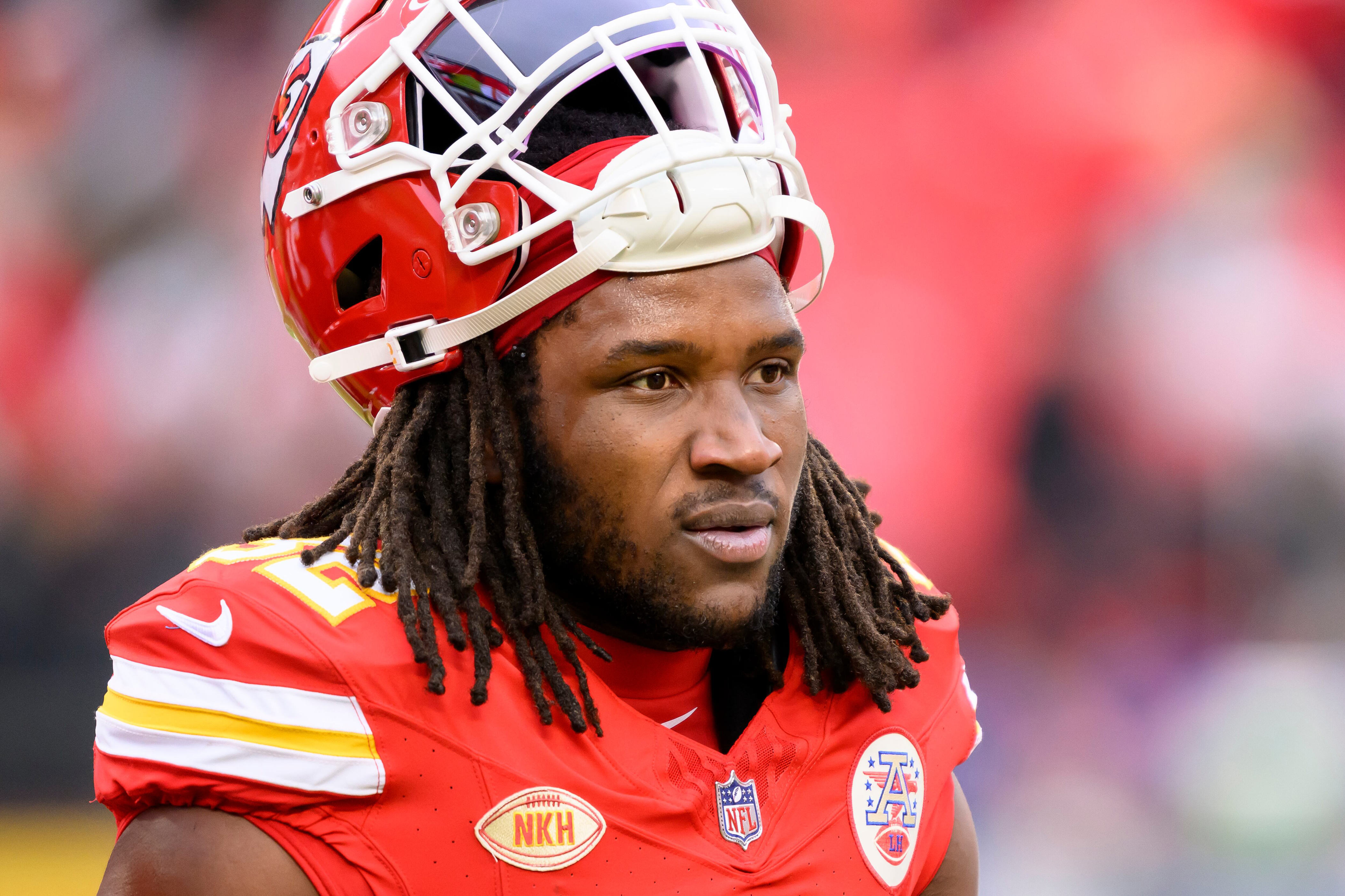 Linebacker Nick Bolton agrees to new deal with Chiefs