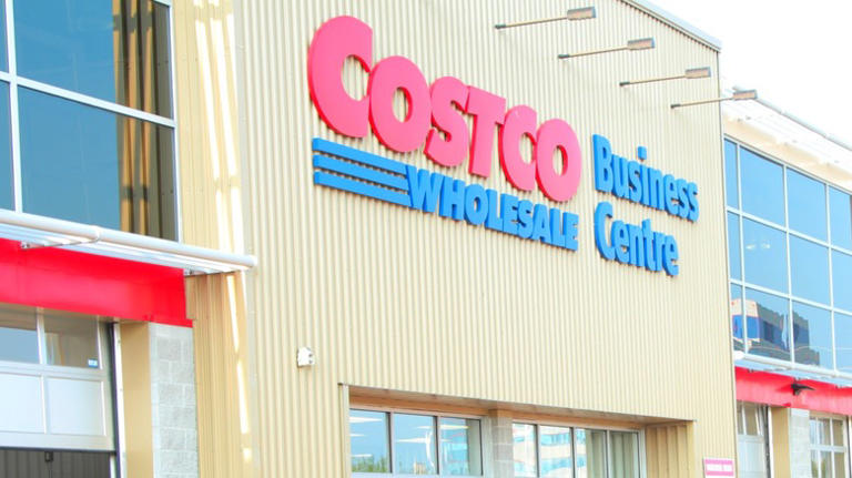 Costco Business Center Vs Costco Wholesale: What's The Difference?