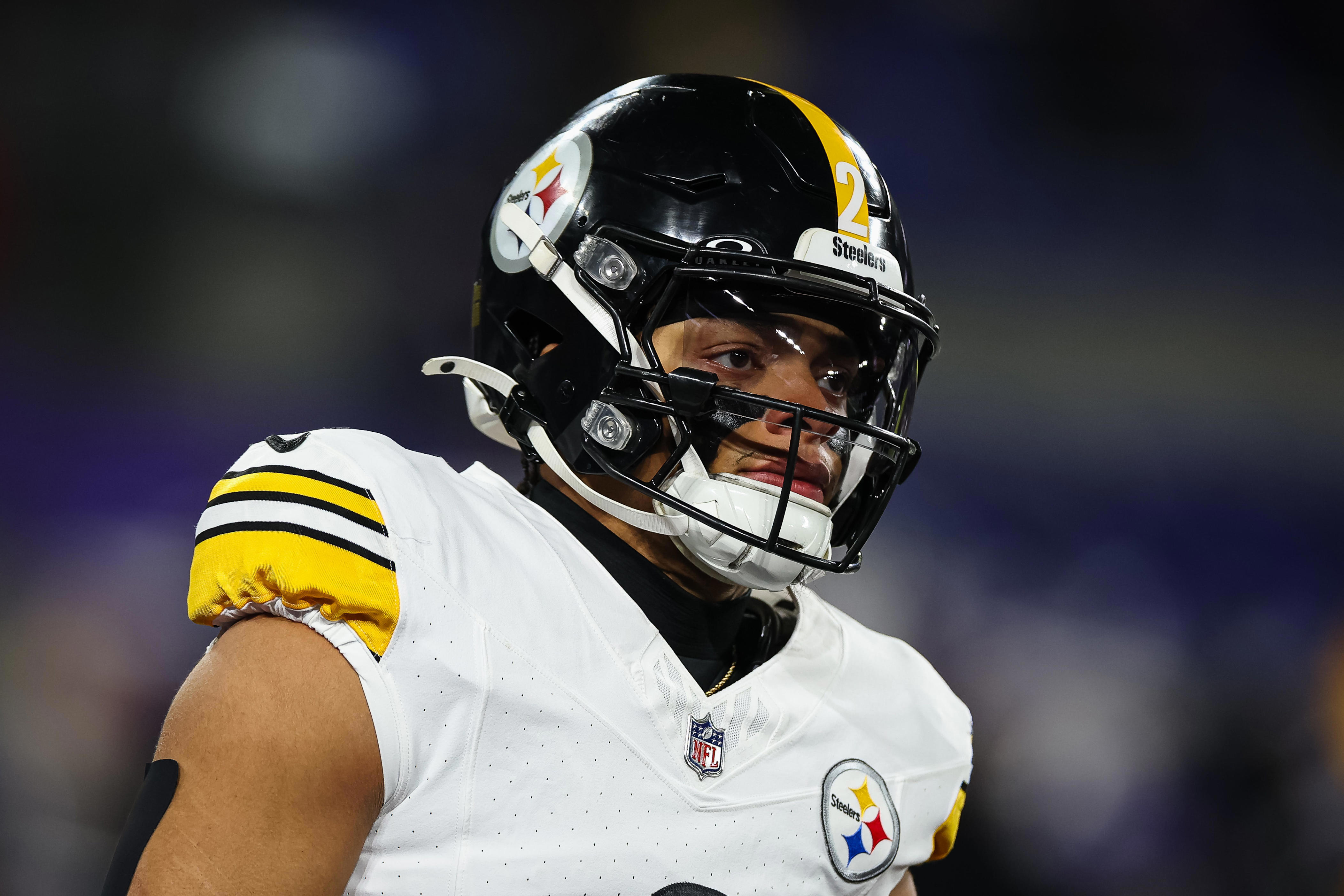 Justin Fields has interesting demand for new contract with Steelers Justin Fields has interesting demand for new contract with Steelers