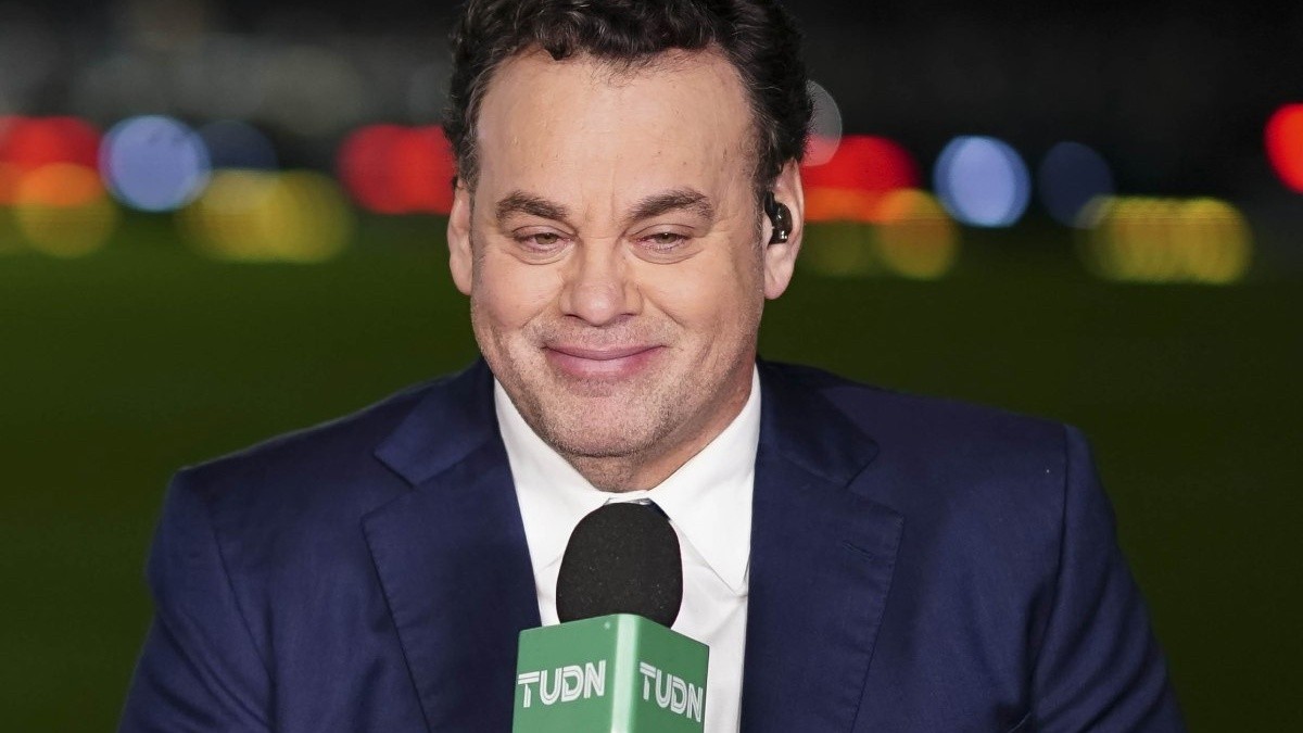 Chivas: David Faitelson 'explodes' over the attack on Kevin Álvarez at ...