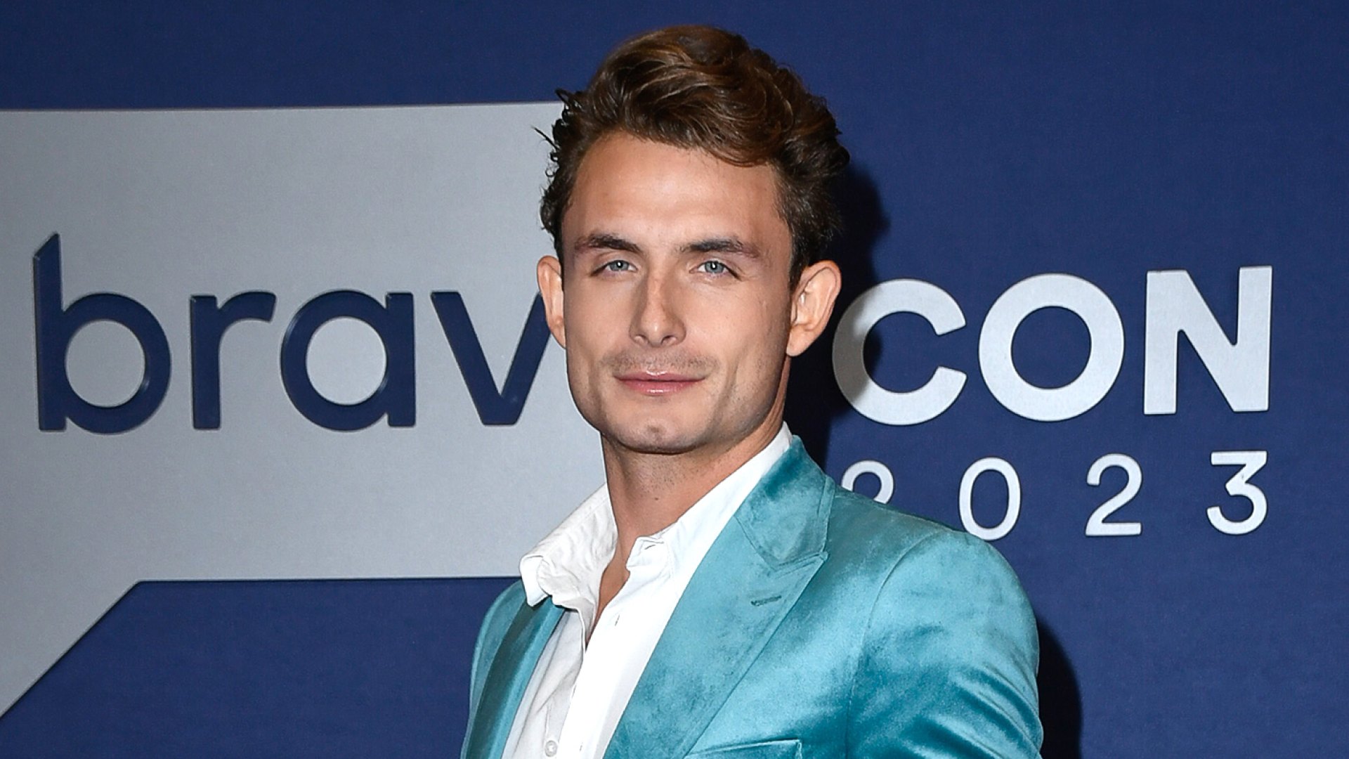 VPR's James Kennedy Apologizes for Posting Photo With the Tate Brothers