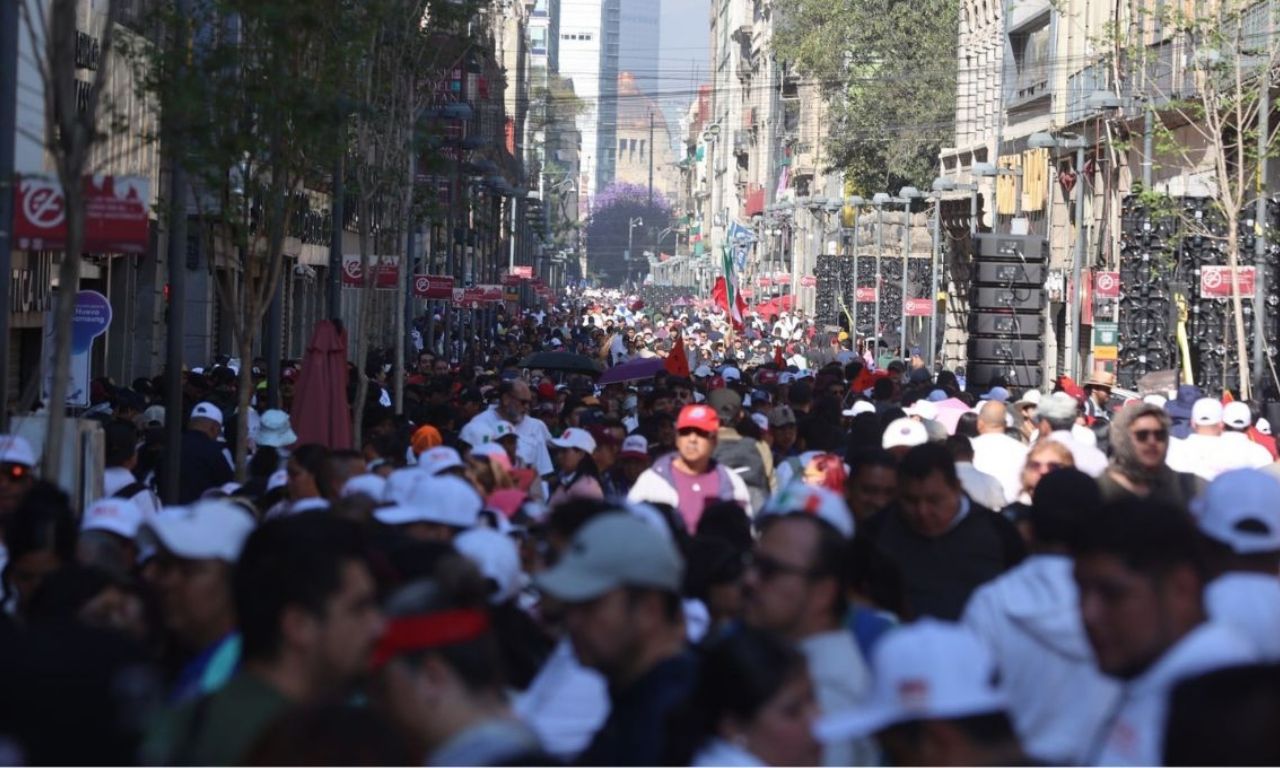 Asisten 350 mil personas a evento de Sheinbaum
