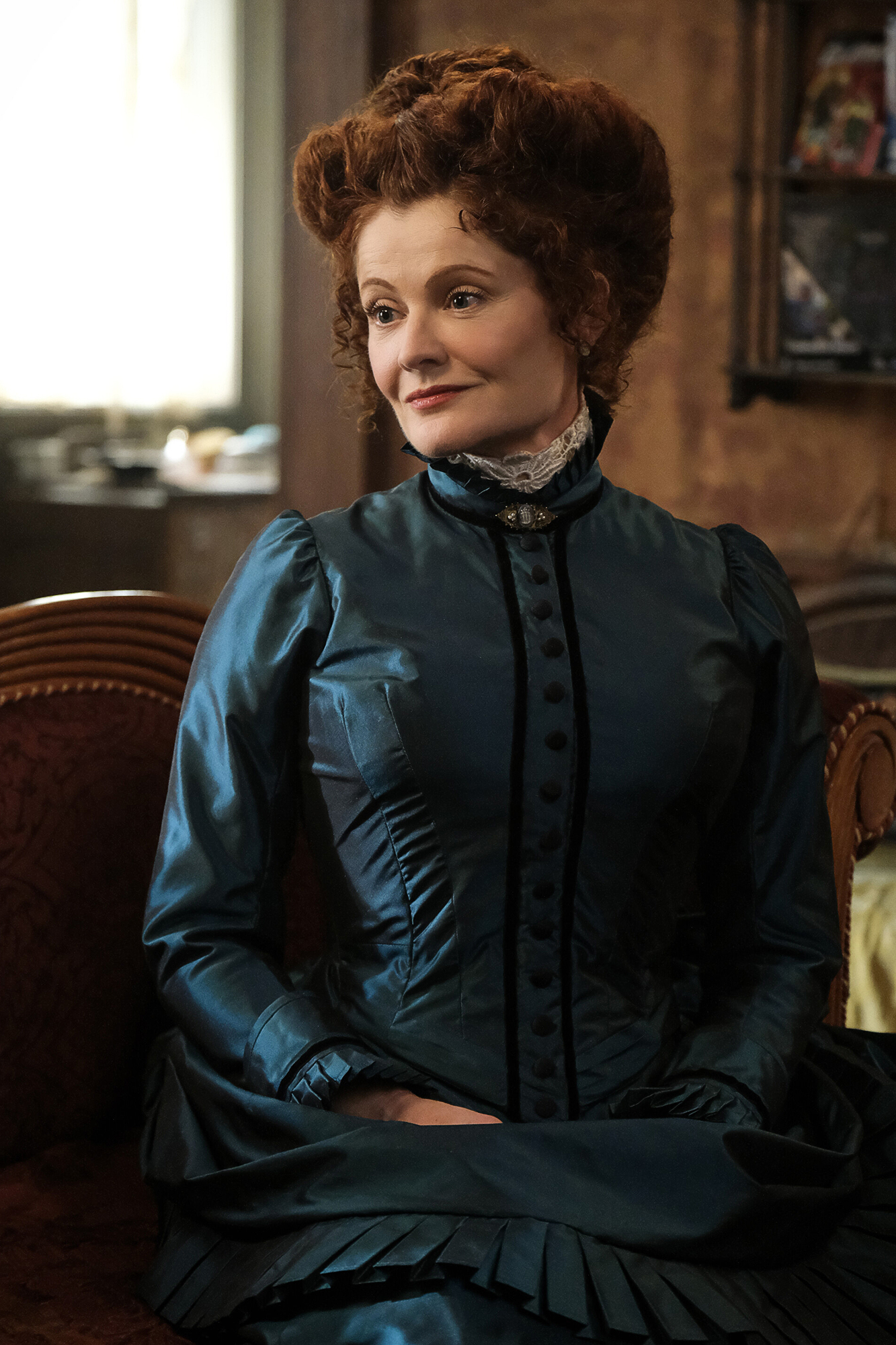 Rebecca Wisocky Teases Hetty's 'Shocking' Power Reveal on ‘Ghosts'