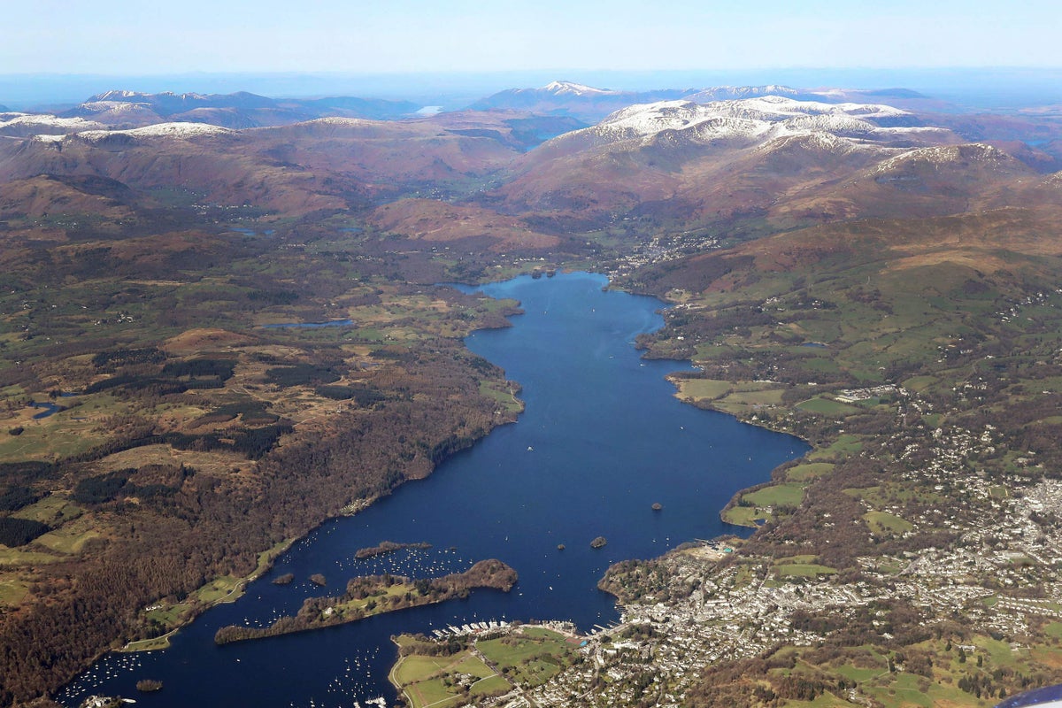 Government will clean up Windermere, Environment Secretary Steve Reed ...