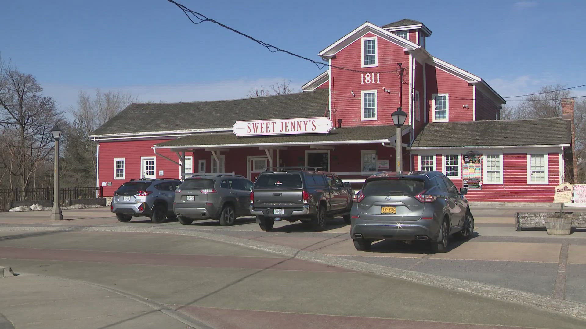 Williamsville hosts town lecture on Old Mill building