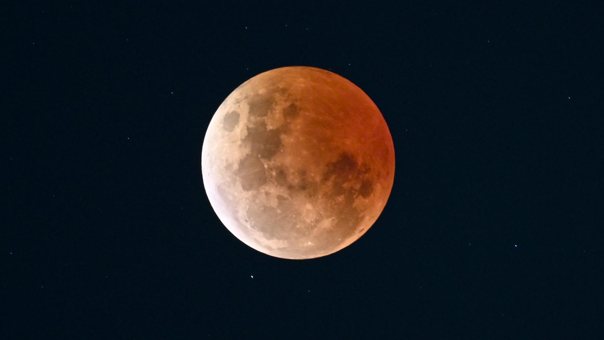 Llega el gran eclipse del año: ¿a qué hora y cómo ver la 'Luna de ...