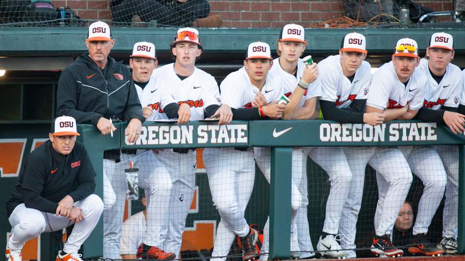 #8 Oregon State Baseball Sweeps San Diego After 5-2 Win