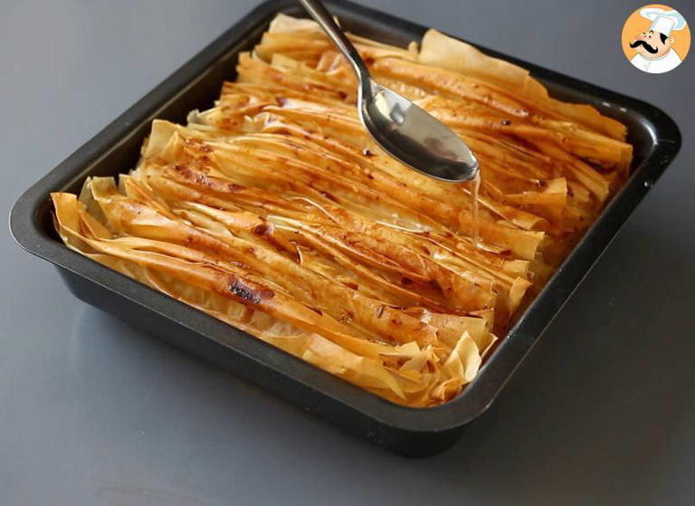 Crinkle cake, el crujiente pastel de pasta filo
