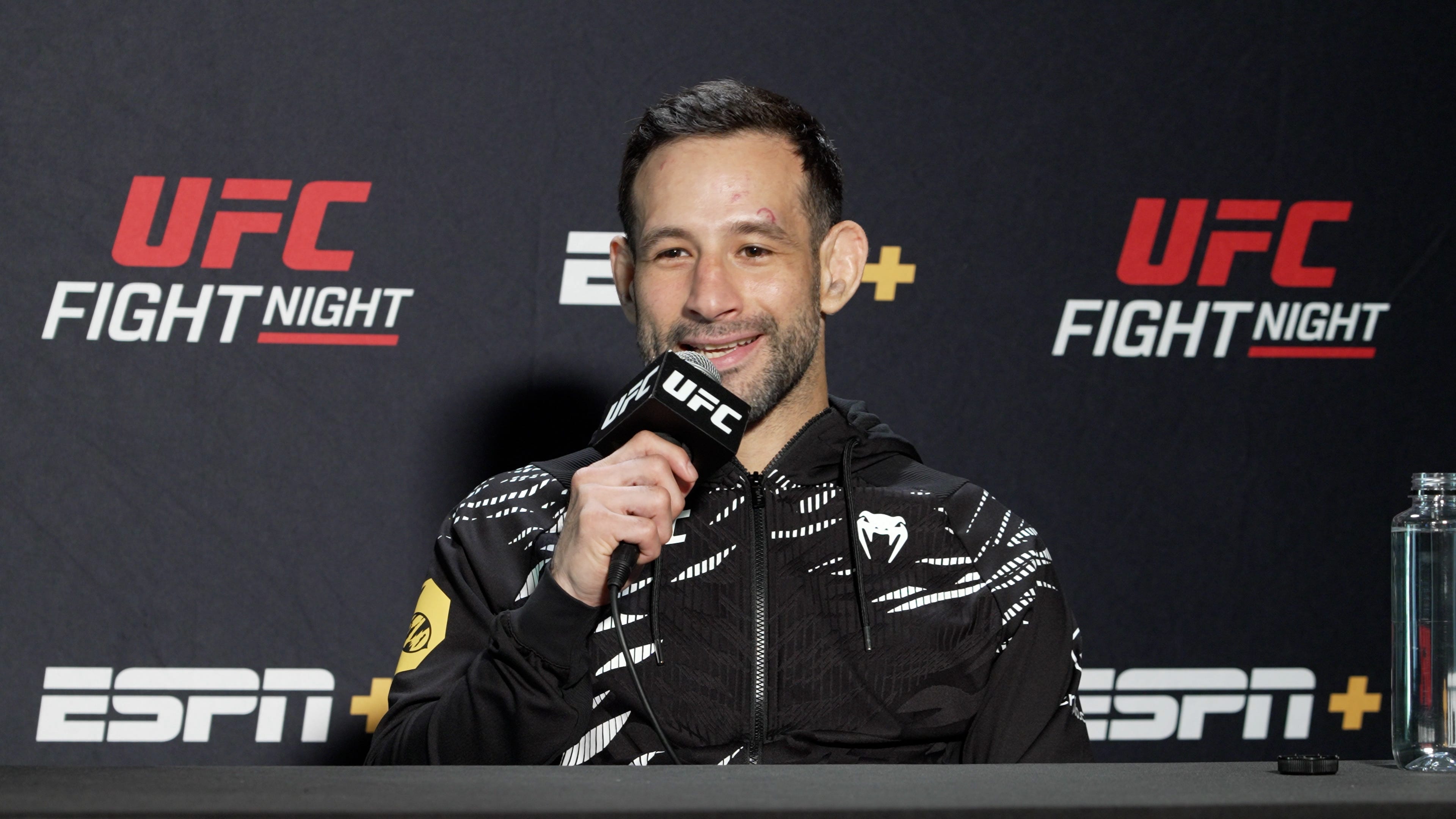 Carlos Vera rips oddsmakers after massive upset of 8-1 favorite Josias ...