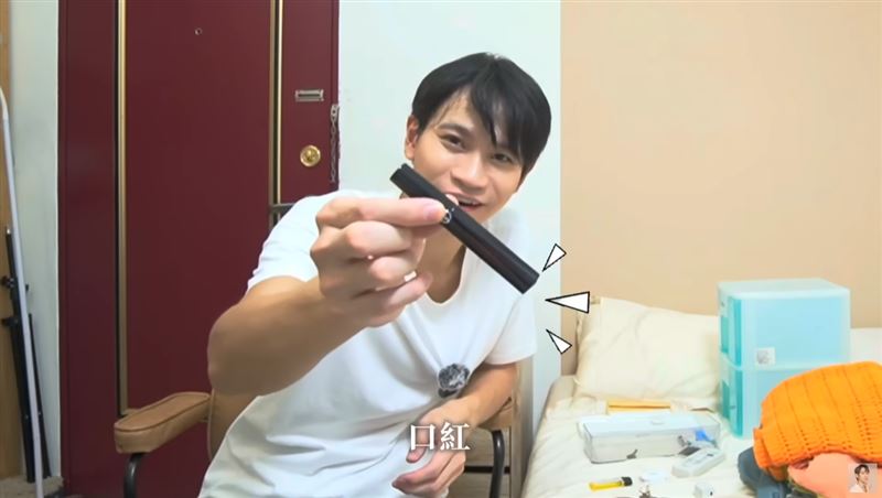 Andy被奪權3天後翻出「家寧口紅」：對你的愛沒丟 感性1句惹網心疼